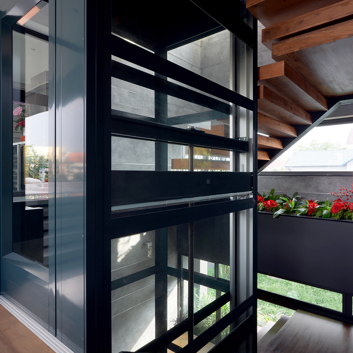 A great alternative to stairlifts - Lifts for any staircase - Kalea