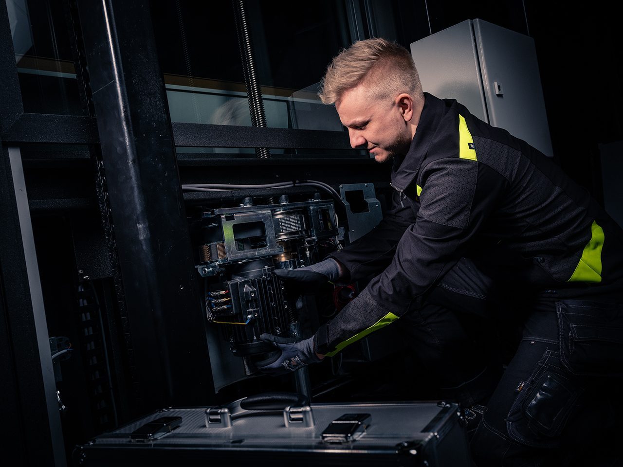 How to Buy a Lift - Kalea's Lift Buyer's Guide